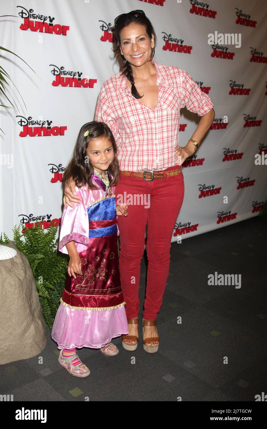 LOS ANGELES - OCT 18: Luna Katich, Constance Marie at the "Jake And The ...