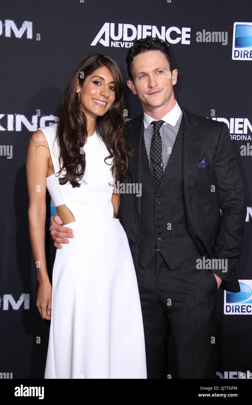 iLOS ANGELES - OCT 1: Tara Ahamed Tucker, Jonathan Tucker at the ...