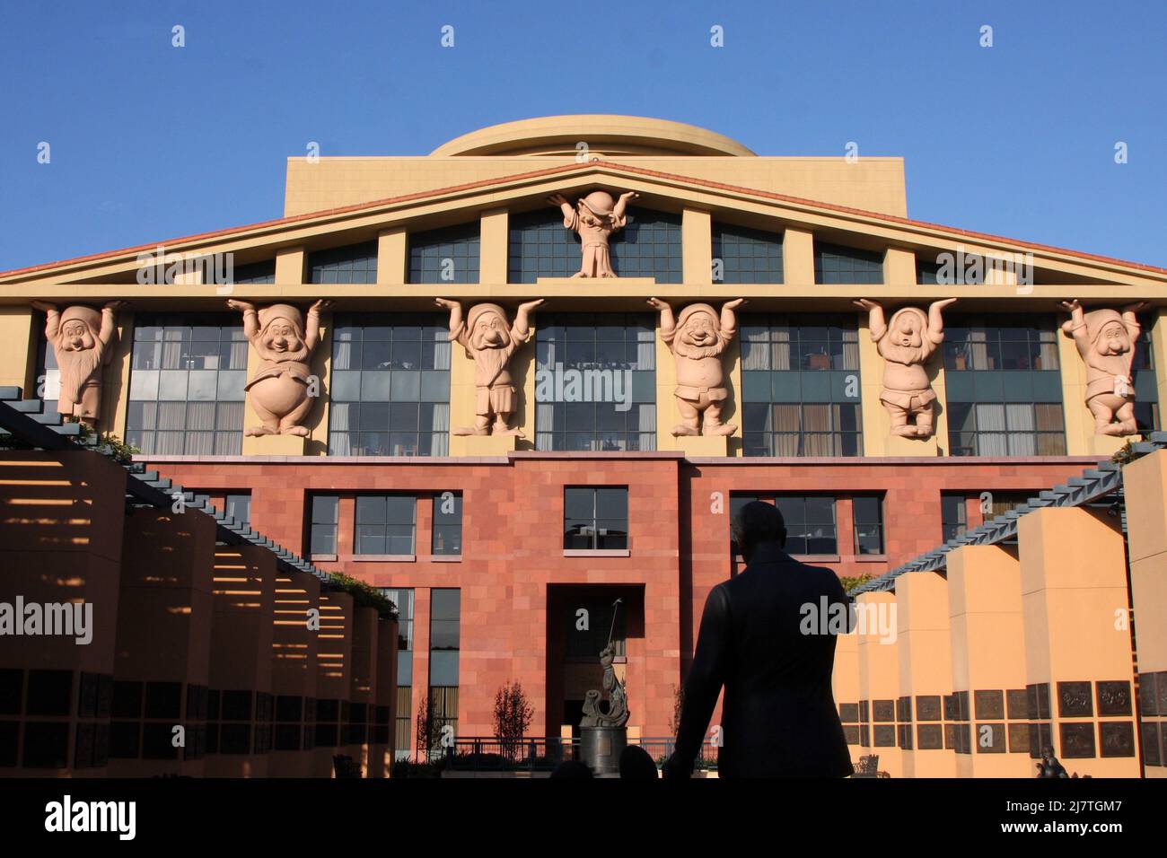 Seven dwarfs holding up the building hi-res stock photography and ...