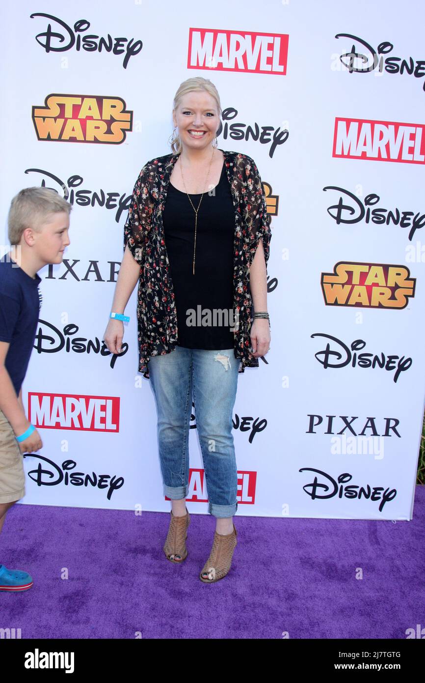 LOS ANGELES - OCT 1: Melissa Peterman, Riley David Brady at the VIP ...