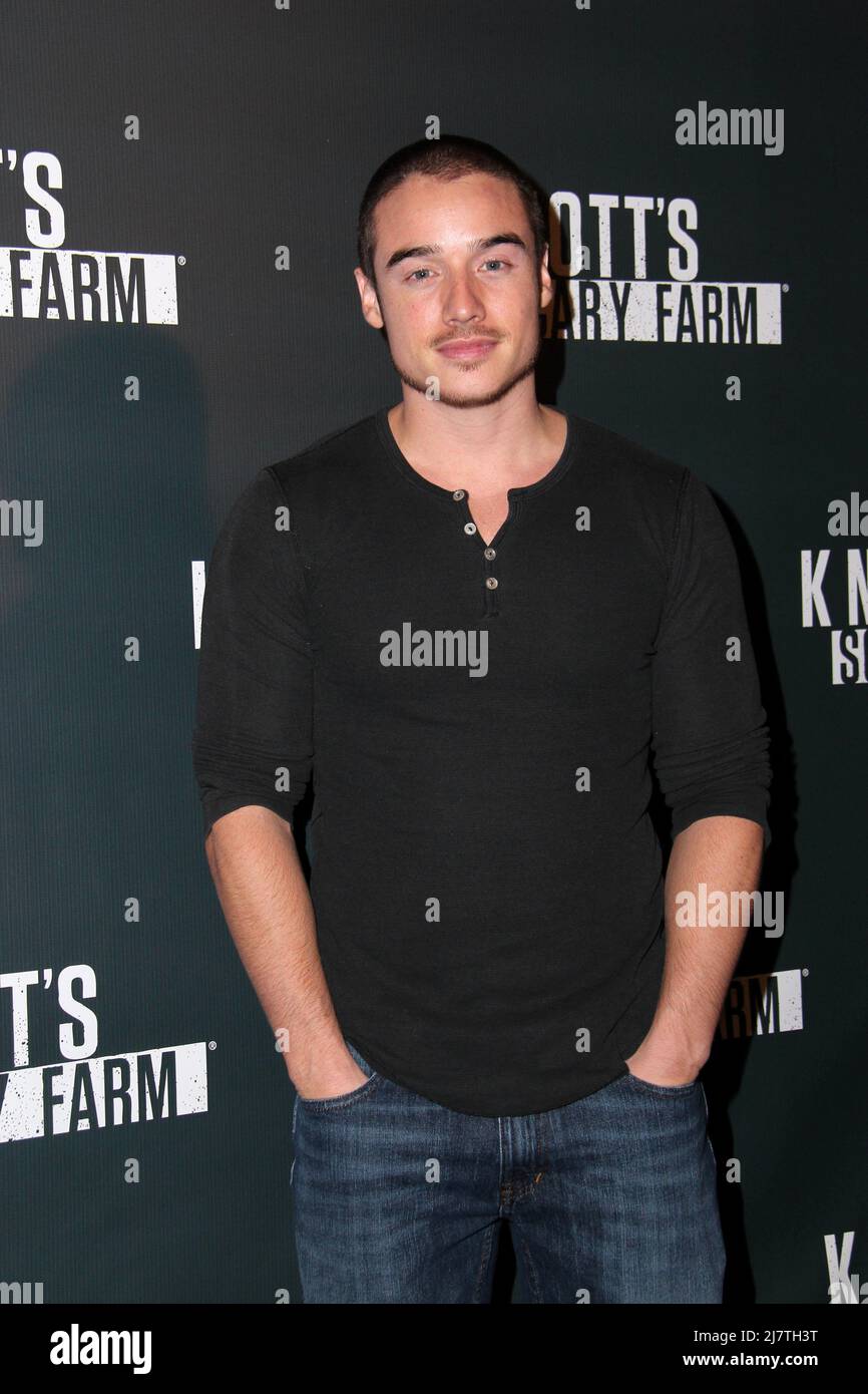 LOS ANGELES - OCT 3: Brando Eaton at the Knott's Scary Farm Celebrity ...