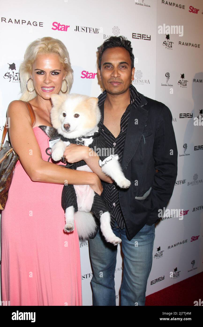 LOS ANGELES - OCT 9: Reggie Benjamin at the Star Magazine Scene ...