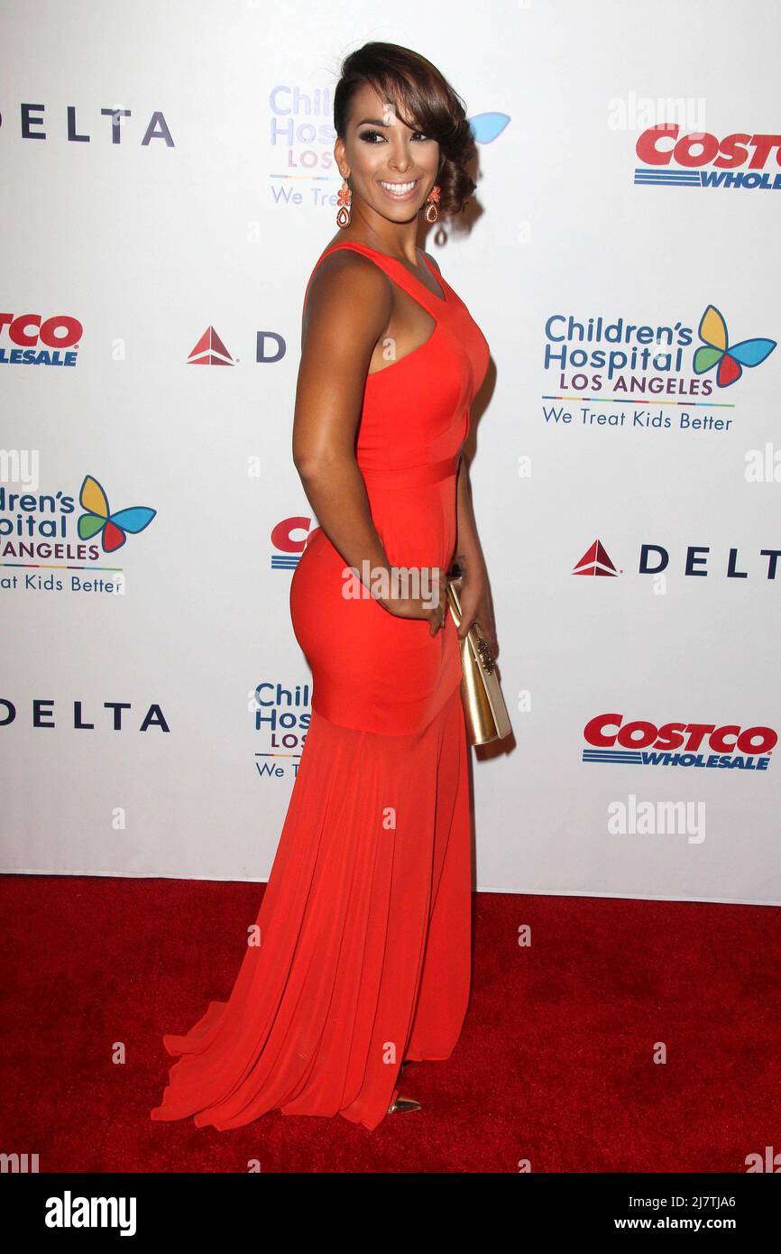 LOS ANGELES - OCT 11: Gloria Govan at the Children's Hospital Los ...