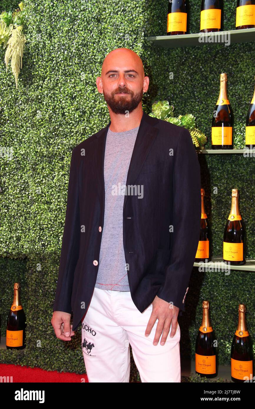 LOS ANGELES - OCT 11: TJ Barack at the Fifth-Annual Veuve Clicquot Polo ...