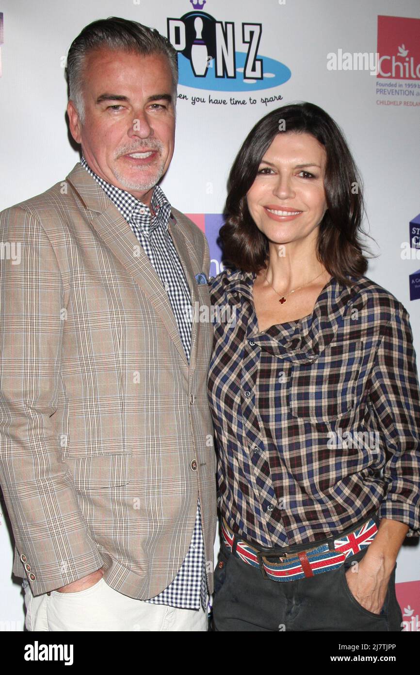 Ian buchanan and finola hughes hi-res stock photography and images - Alamy