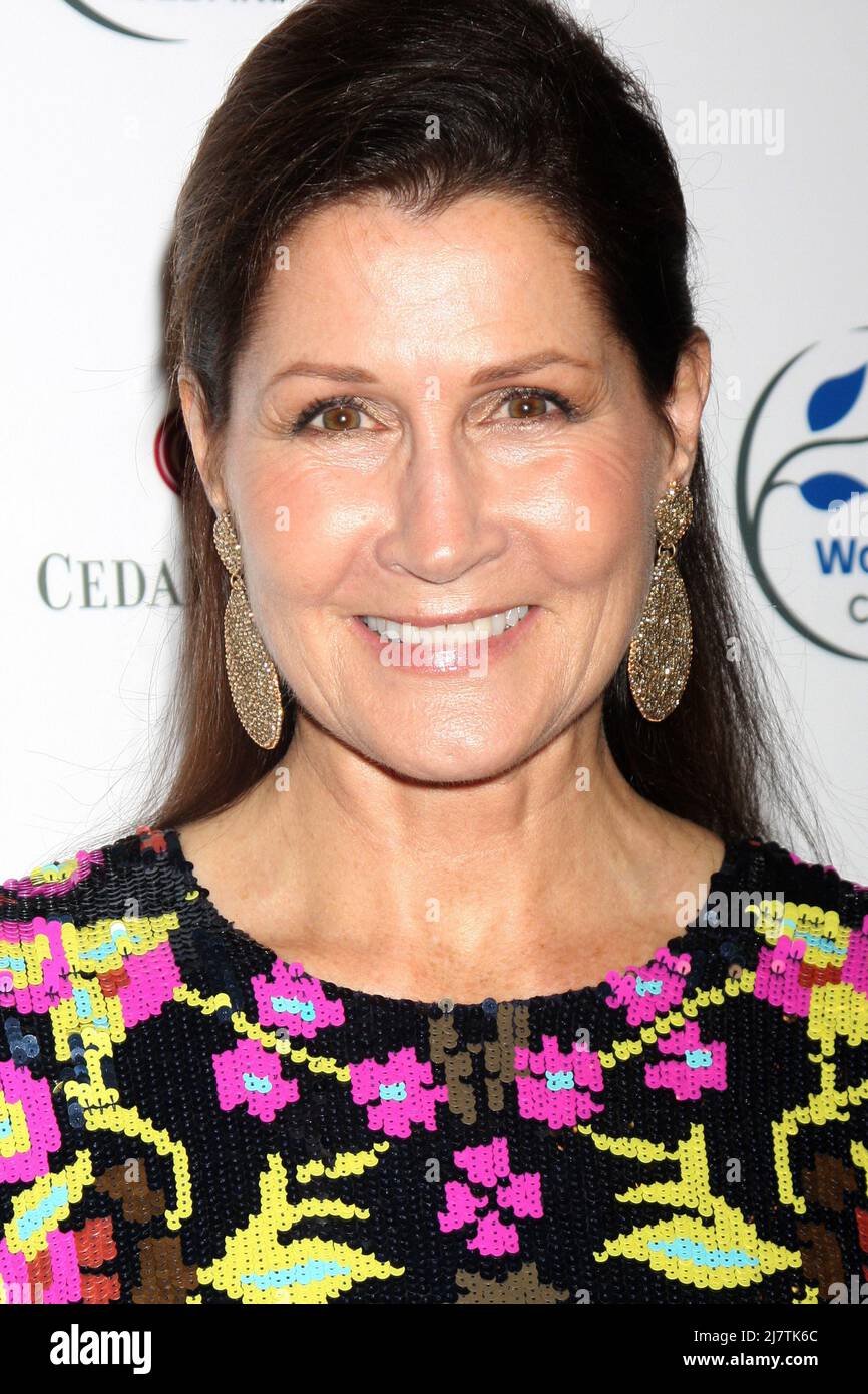 LOS ANGELES - OCT 21: Monica Mancini at the Women's Guild Cedars-Sinai ...