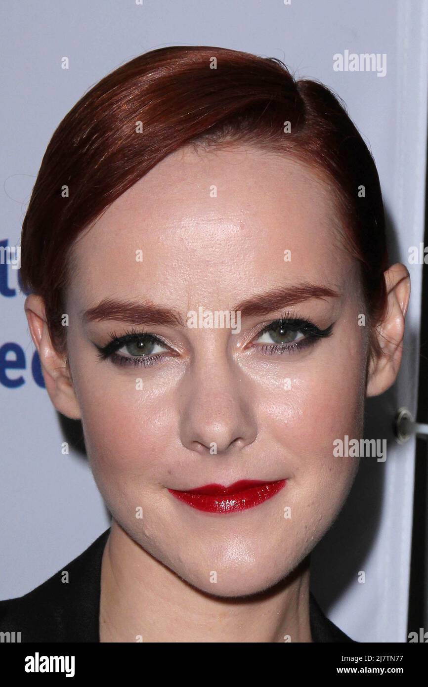 LOS ANGELES - OCT 23: Jena Malone at the International Medical Corps ...