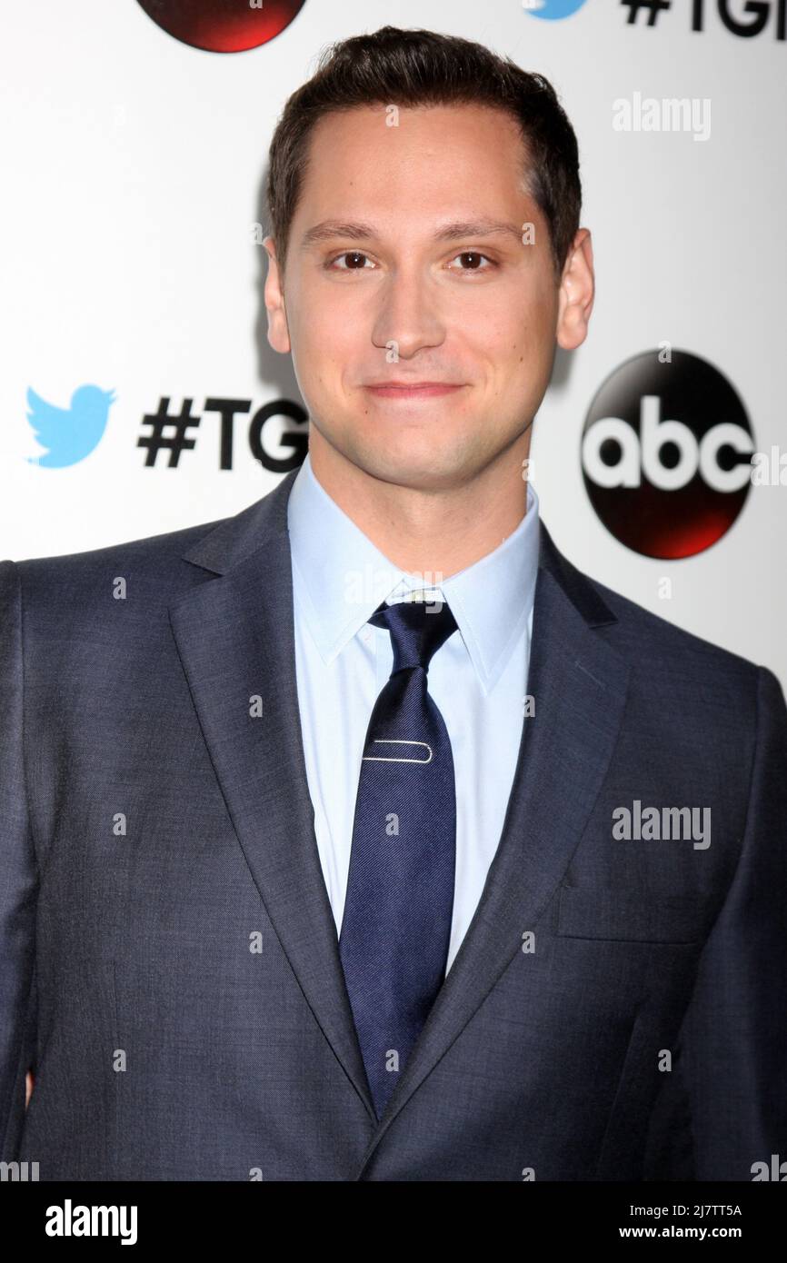 LOS ANGELES - SEP 20: Matt McGorry at the TGIT Premiere Event for Grey ...