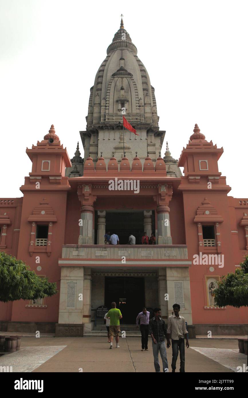 Hindu temple shrine varanasi hi-res stock photography and images - Alamy