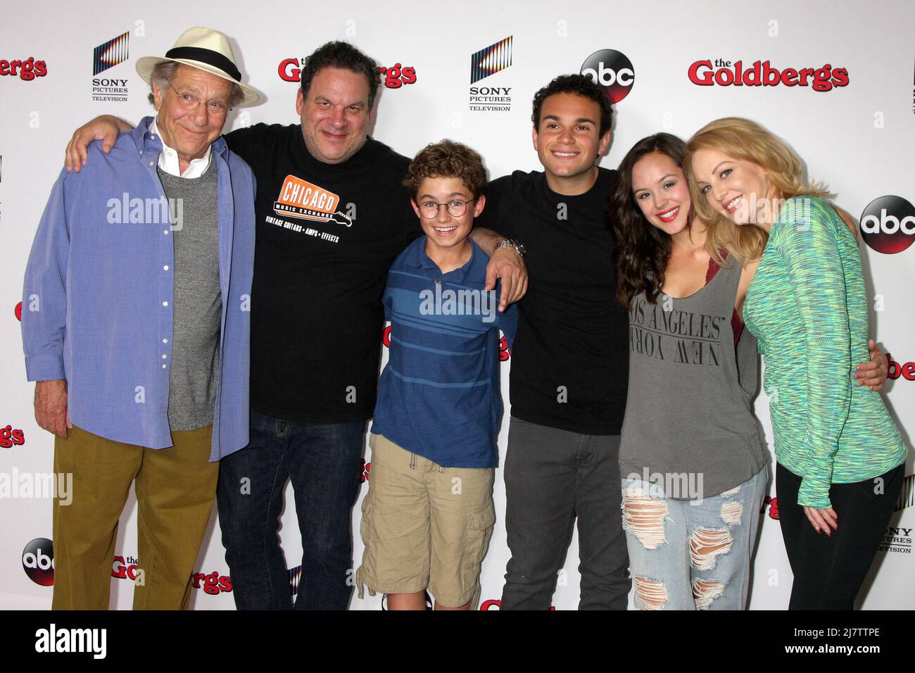 Sean giambrone and wendi mclendon covey hi-res stock photography and ...