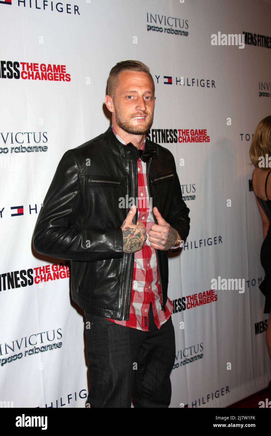 LOS ANGELES - SEP 17: Michael Voltaggio at the MEN'S FITNESS Celebrates ...