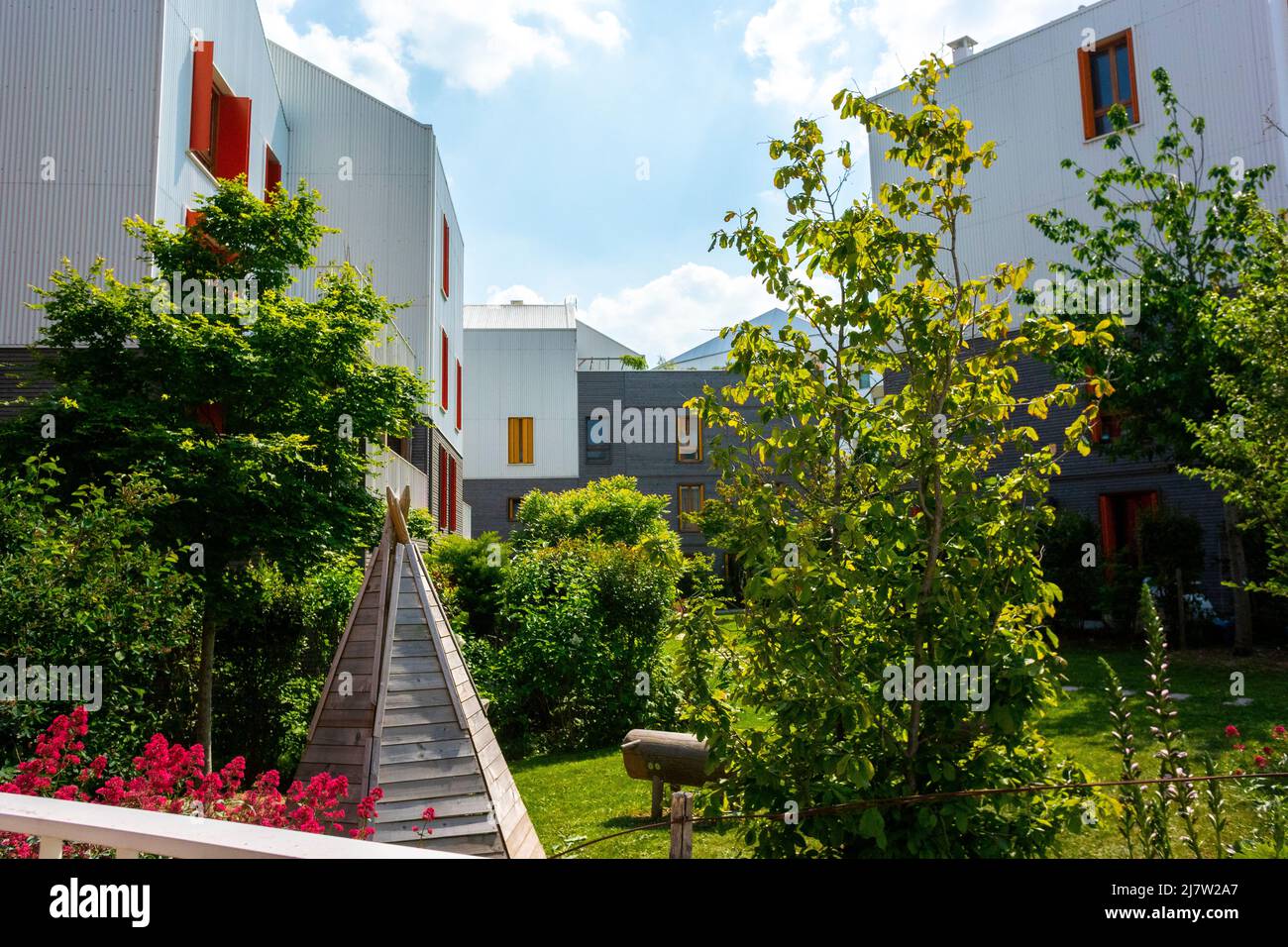 ile-Saint -Denis, France, Modern Architecture, Garden, Apartment ...