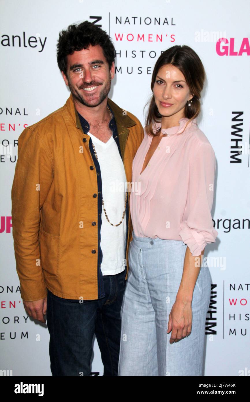 Bryn mooser and dawn olivieri hi-res stock photography and images - Alamy