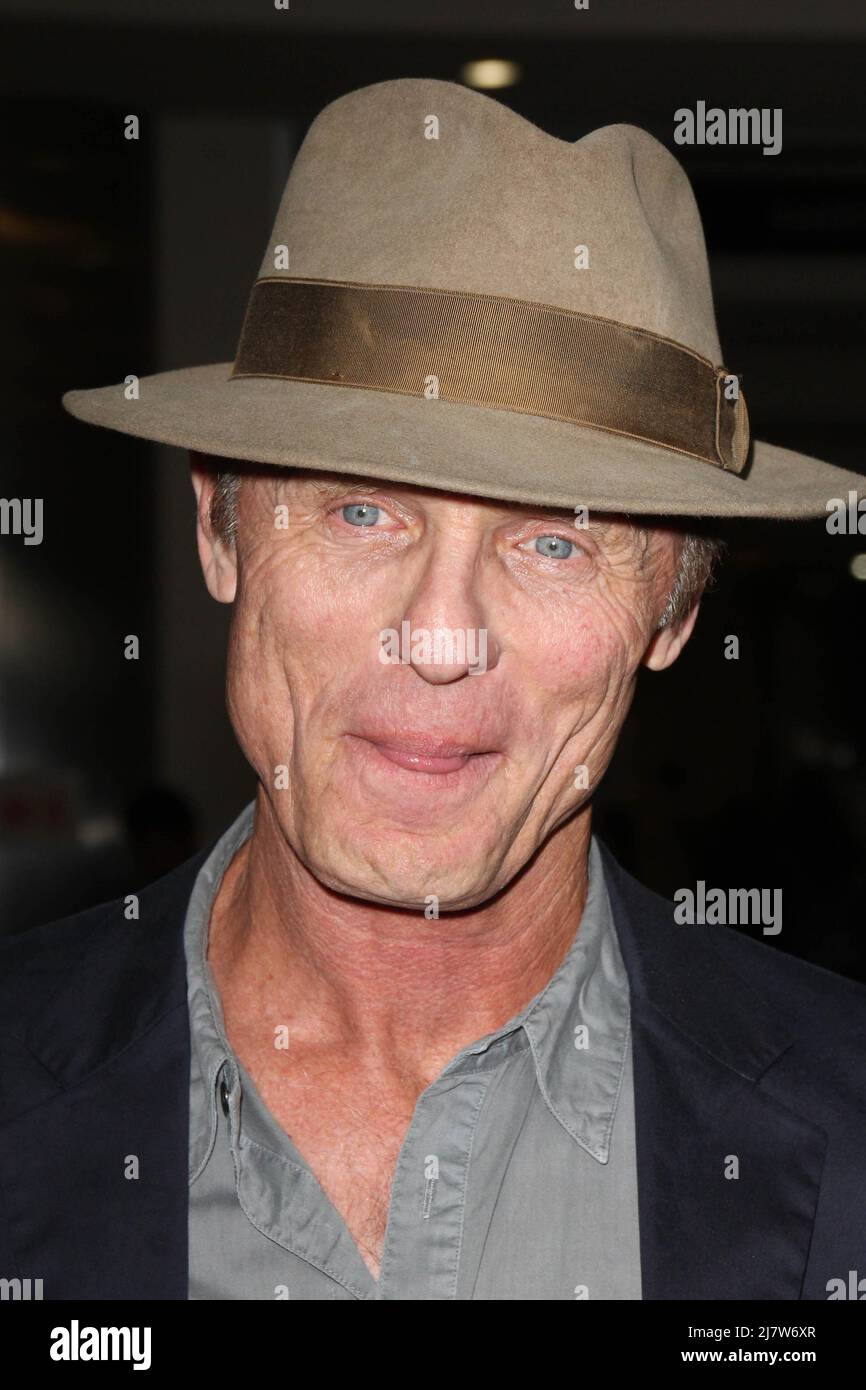 LOS ANGELES - AUG 21: Ed Harris at the "Frontera" LA Premiere at ...