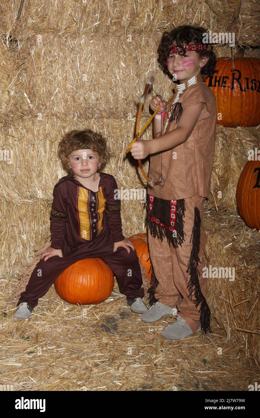 August maturo ocean maturo hi-res stock photography and images - Alamy