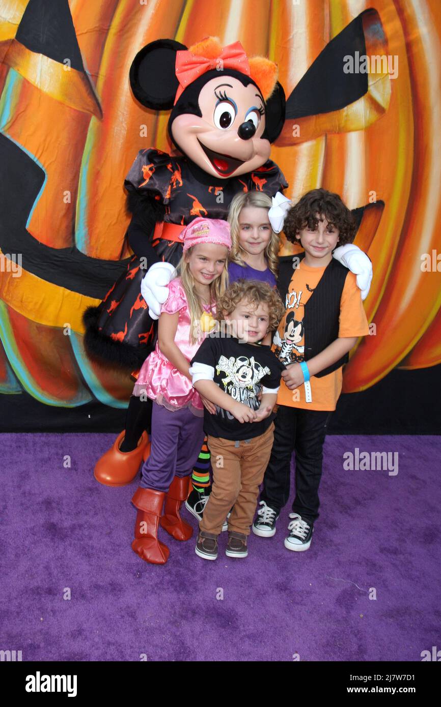 LOS ANGELES - OCT 1: Mia Talerico, Ocean Maturo, McKenna Grace, August ...