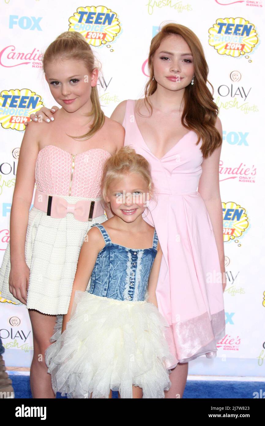 Emily alyn lind and alyvia alyn lind hi-res stock photography and ...