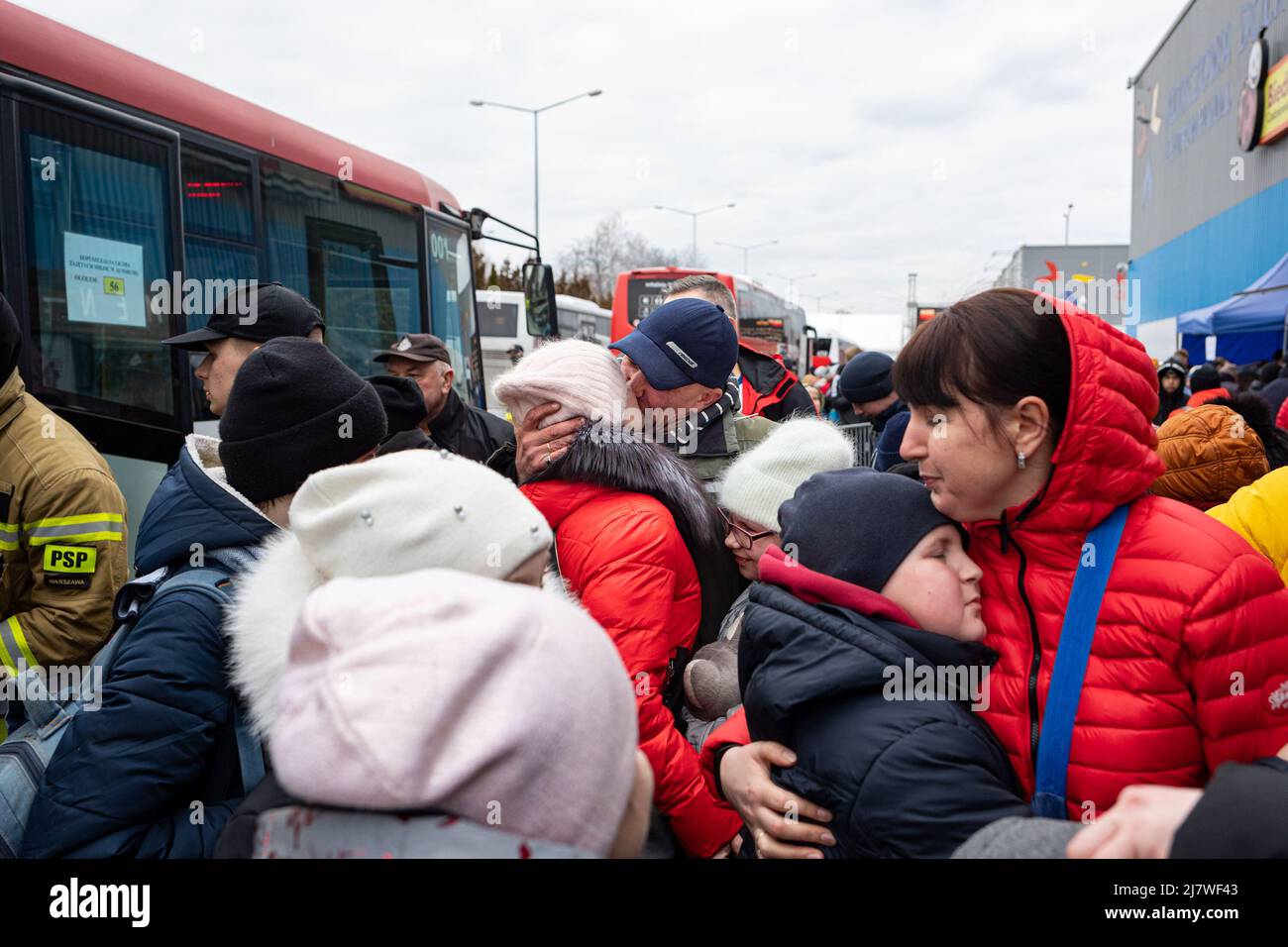 Simon Becker / Le Pictorium - Korczowa Refugee Reception Point at the ...