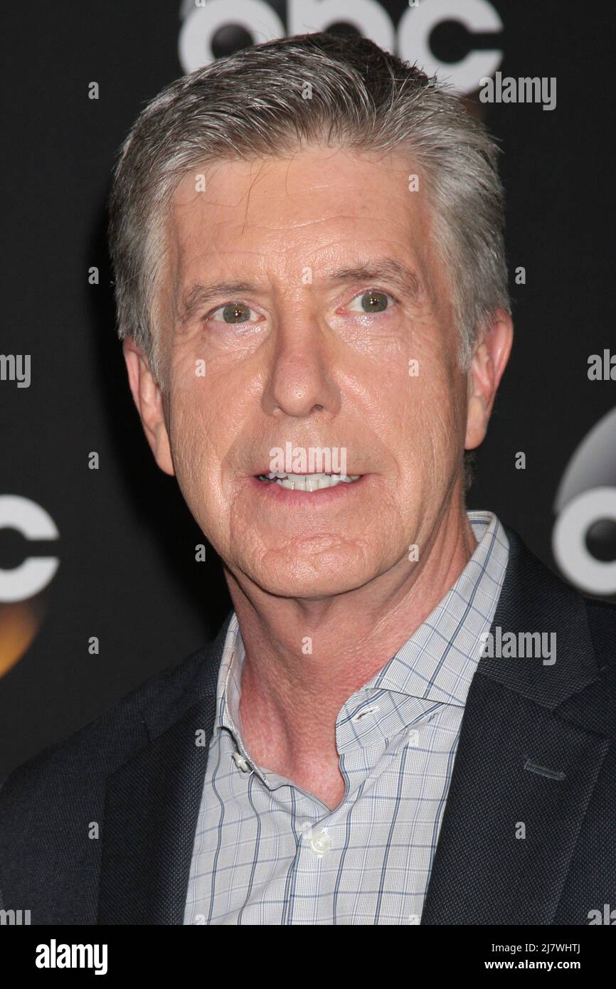 LOS ANGELES - JUL 15: Tom Bergeron at the ABC July 2014 TCA at Beverly ...