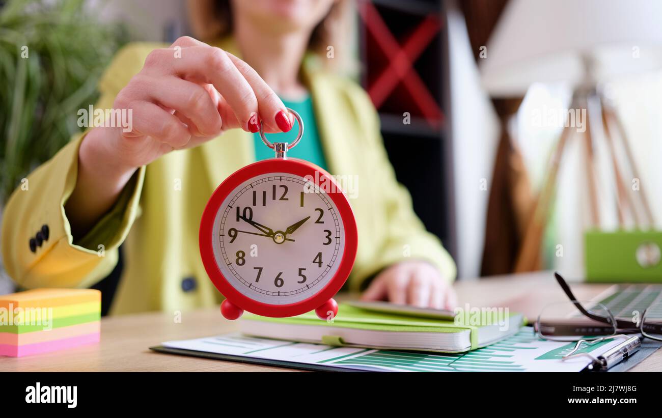 Workplace efficiency hi-res stock photography and images - Alamy