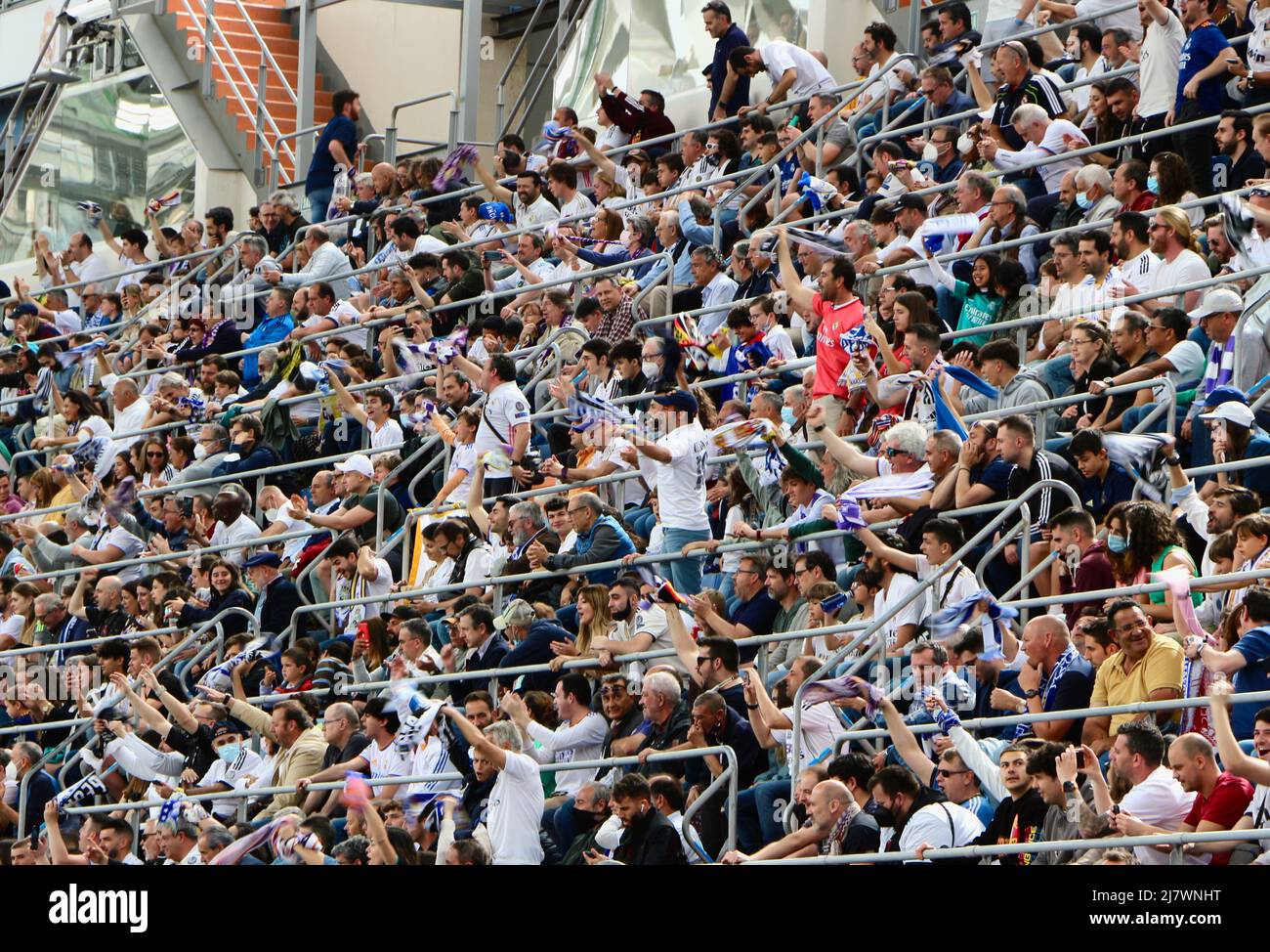 Real madrid goal celebration hi-res stock photography and images - Alamy