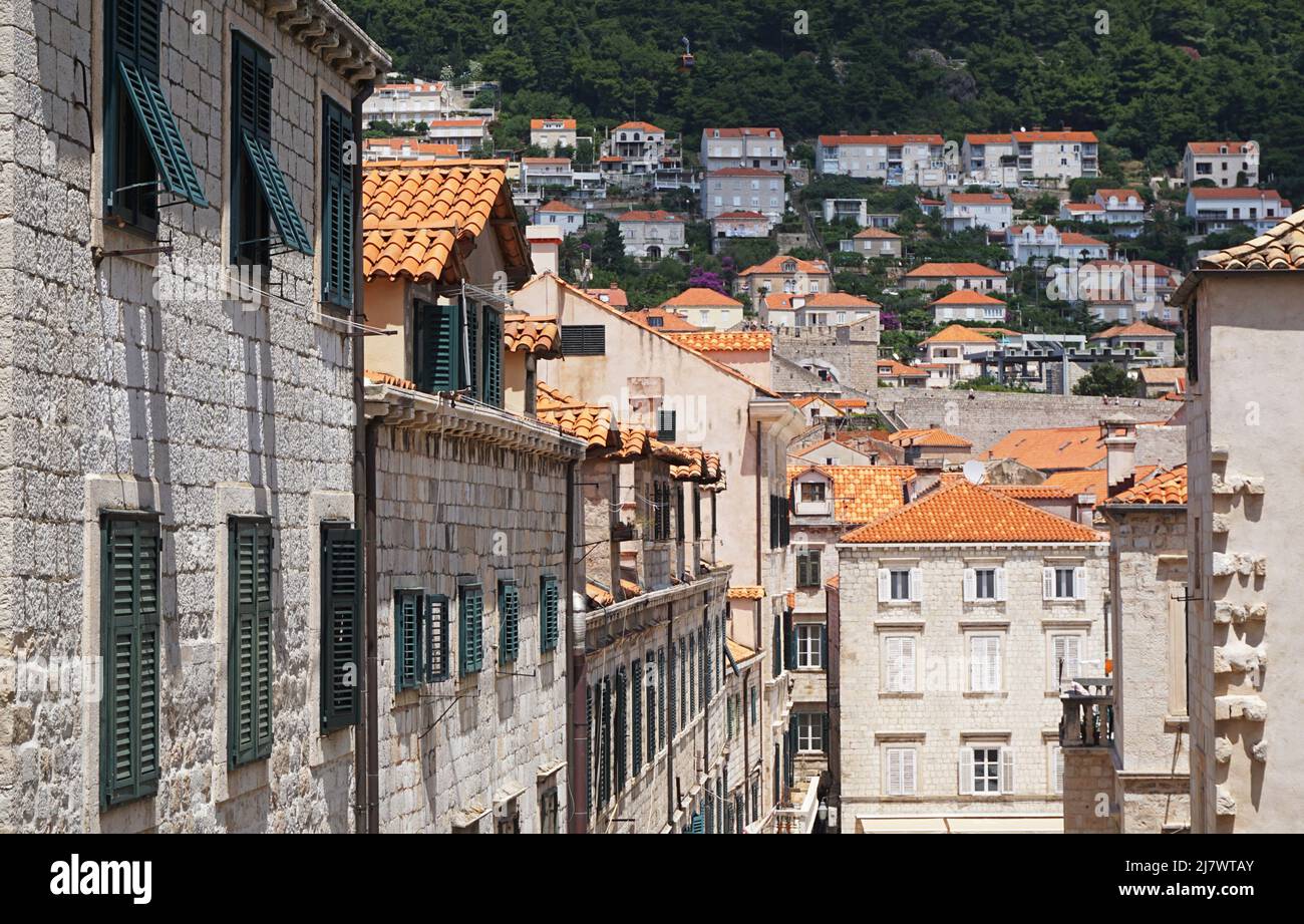 Stone row houses in the historical old city of Dubrovnik Stock Photo ...