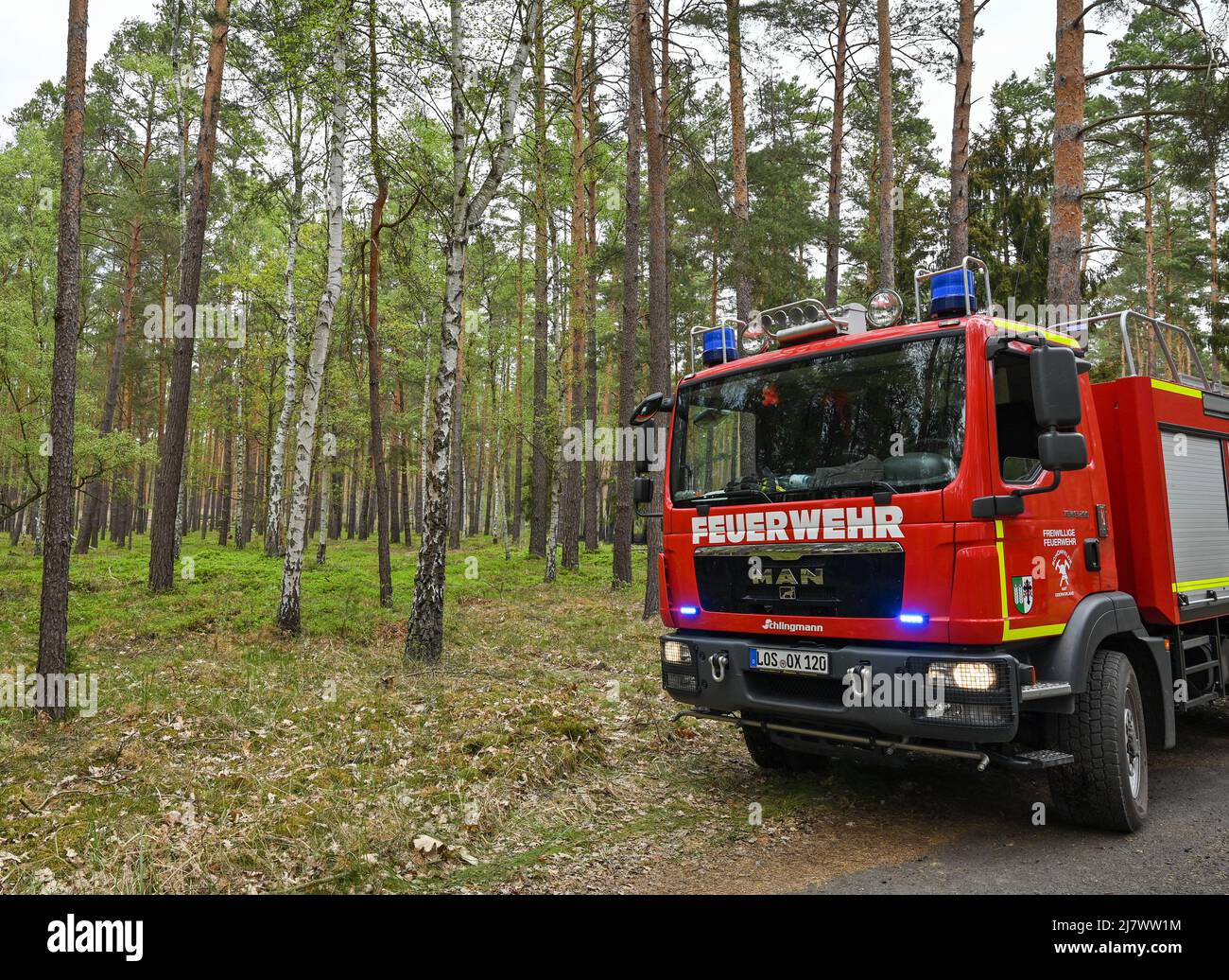 Briesen, Germany. 07th May, 2022. A fire engine of the volunteer fire ...
