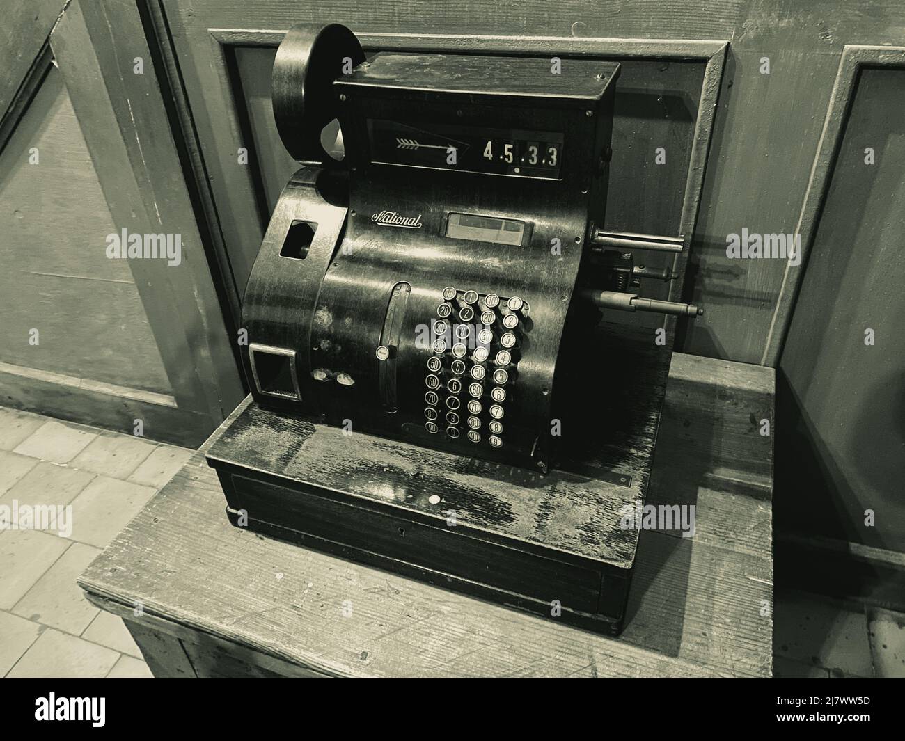 Antique cash machine hi-res stock photography and images - Alamy