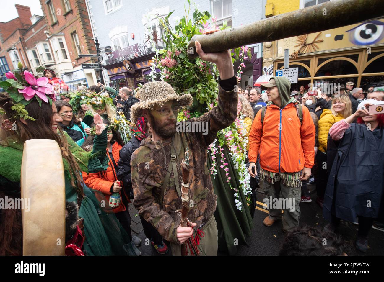 Glastonbury, Somerset, UK. 1st May 2022. Beltane Celebrations at ...
