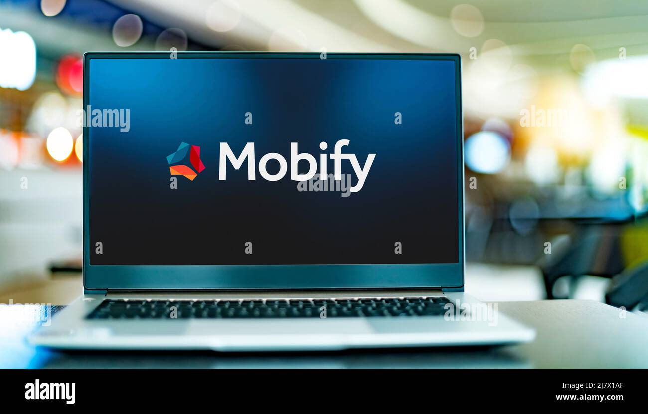 Front end platform hi-res stock photography and images - Alamy