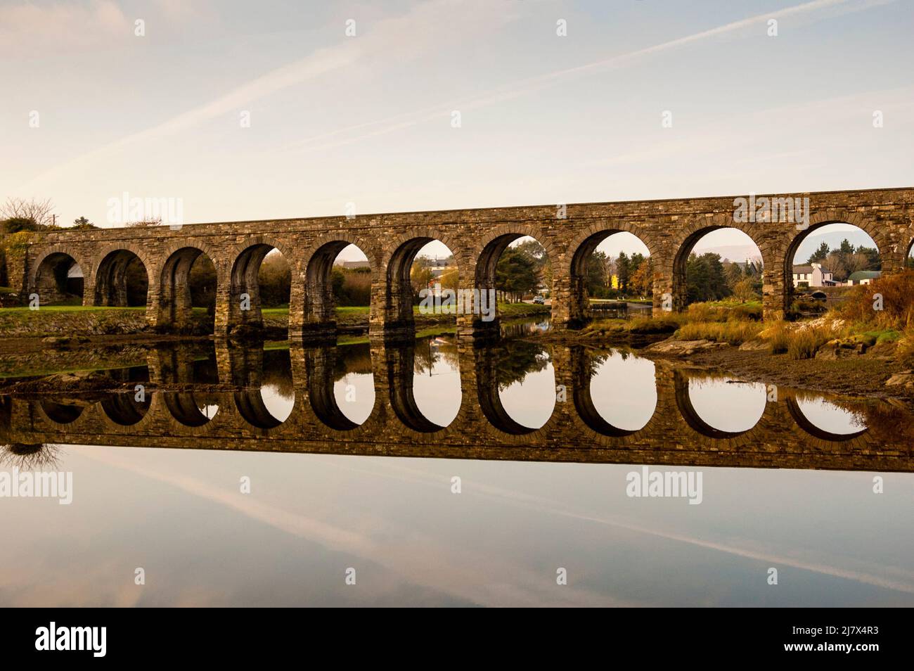 Ireland bridge railroad hi-res stock photography and images - Alamy