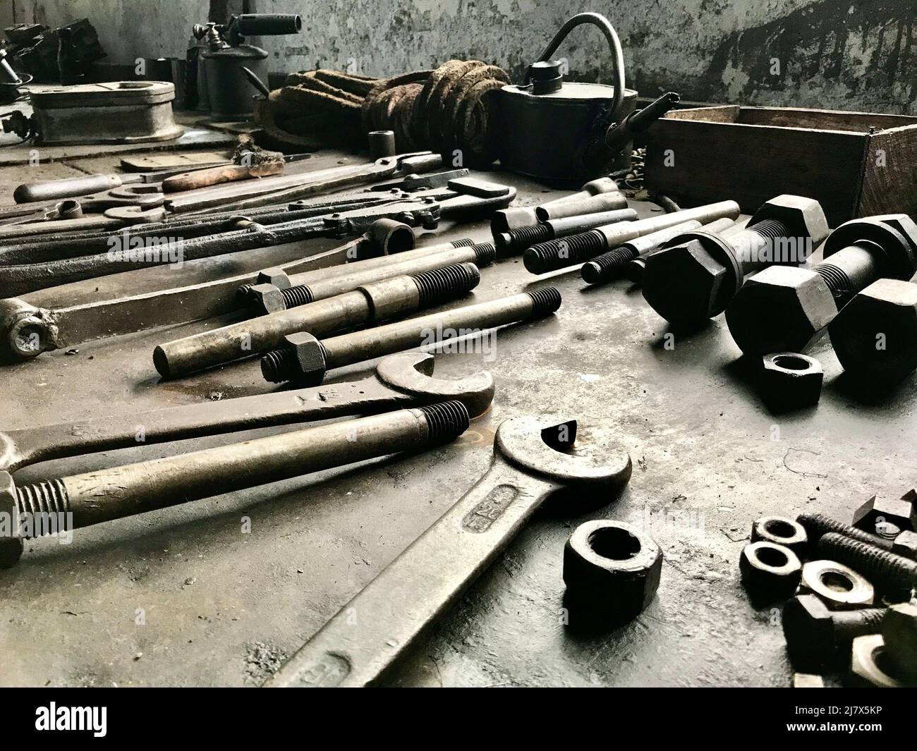 Dirty tools on table hi-res stock photography and images - Alamy