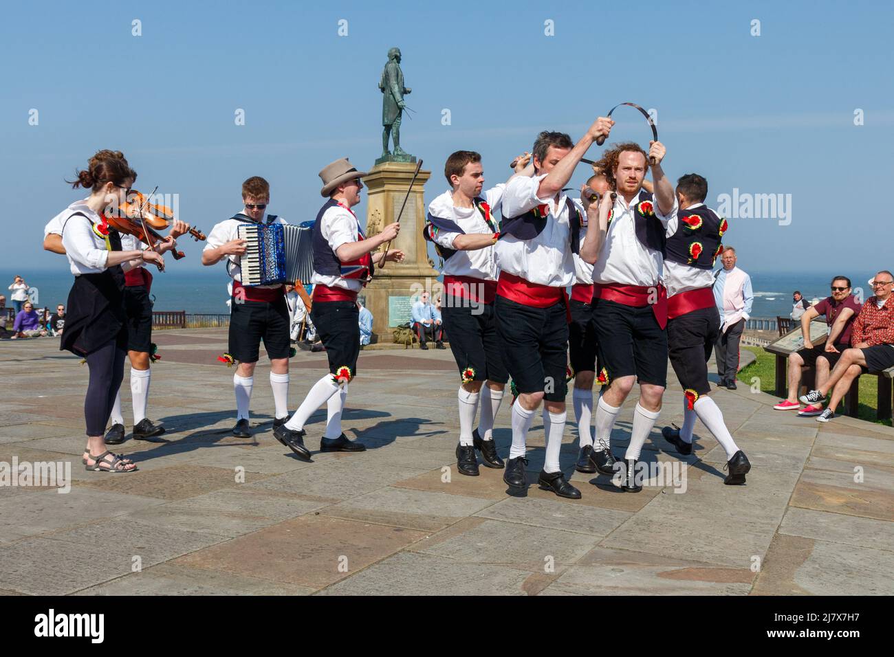 Traditional and Morris Dancing at the Whitby Folk Week Stock Photo - Alamy