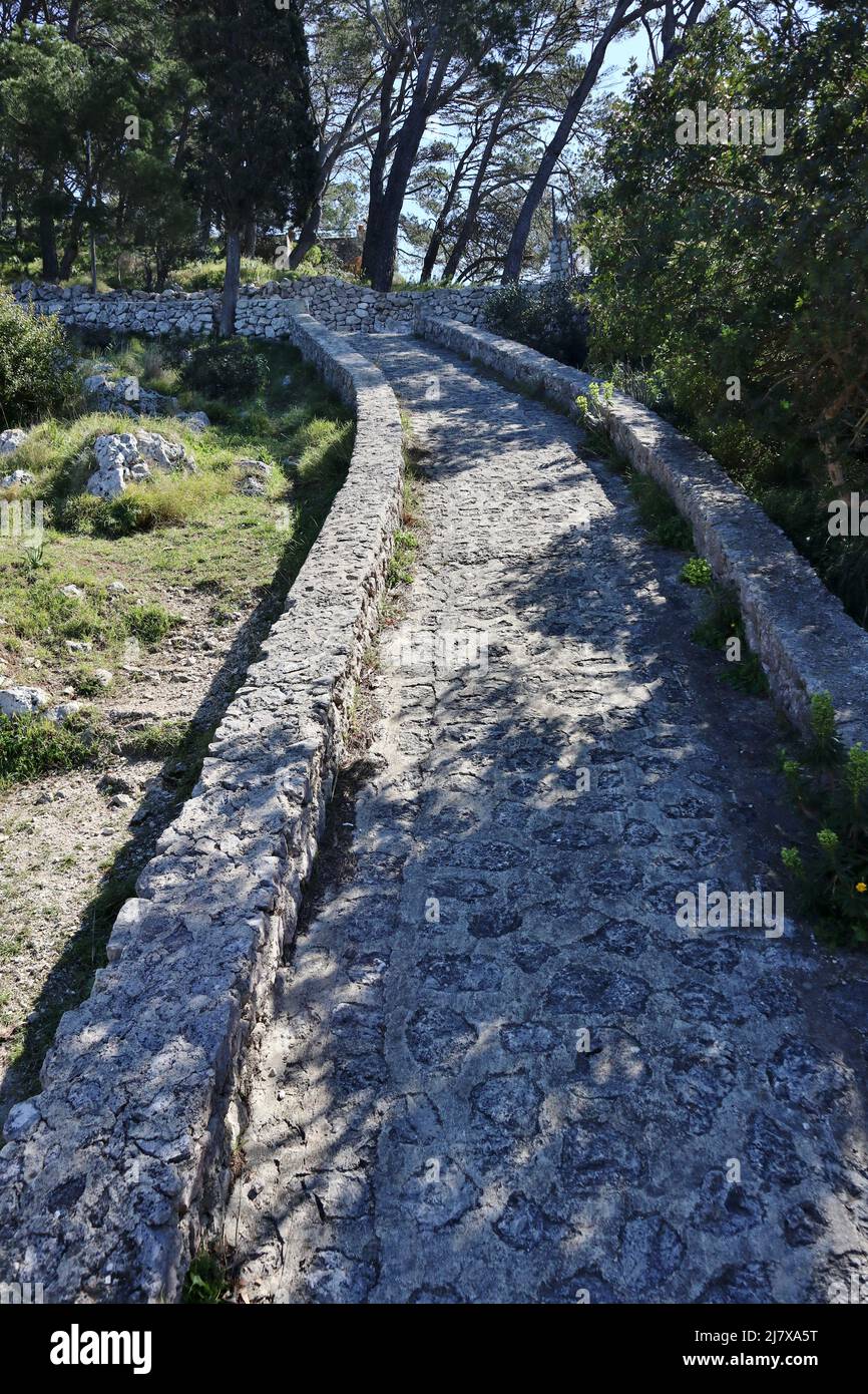 Sentiero di pietra hi-res stock photography and images - Alamy