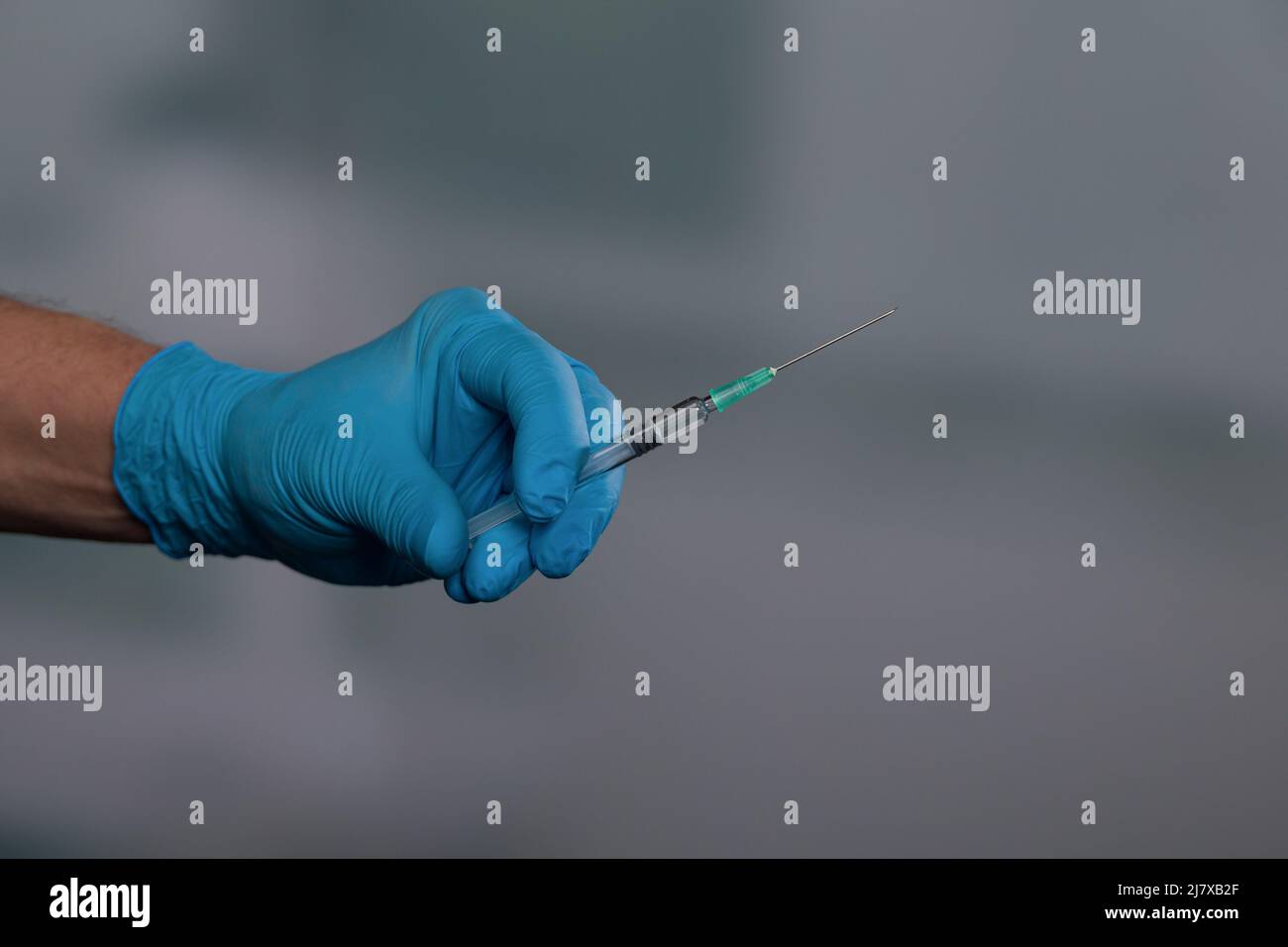 Drug syringe room hi-res stock photography and images - Alamy