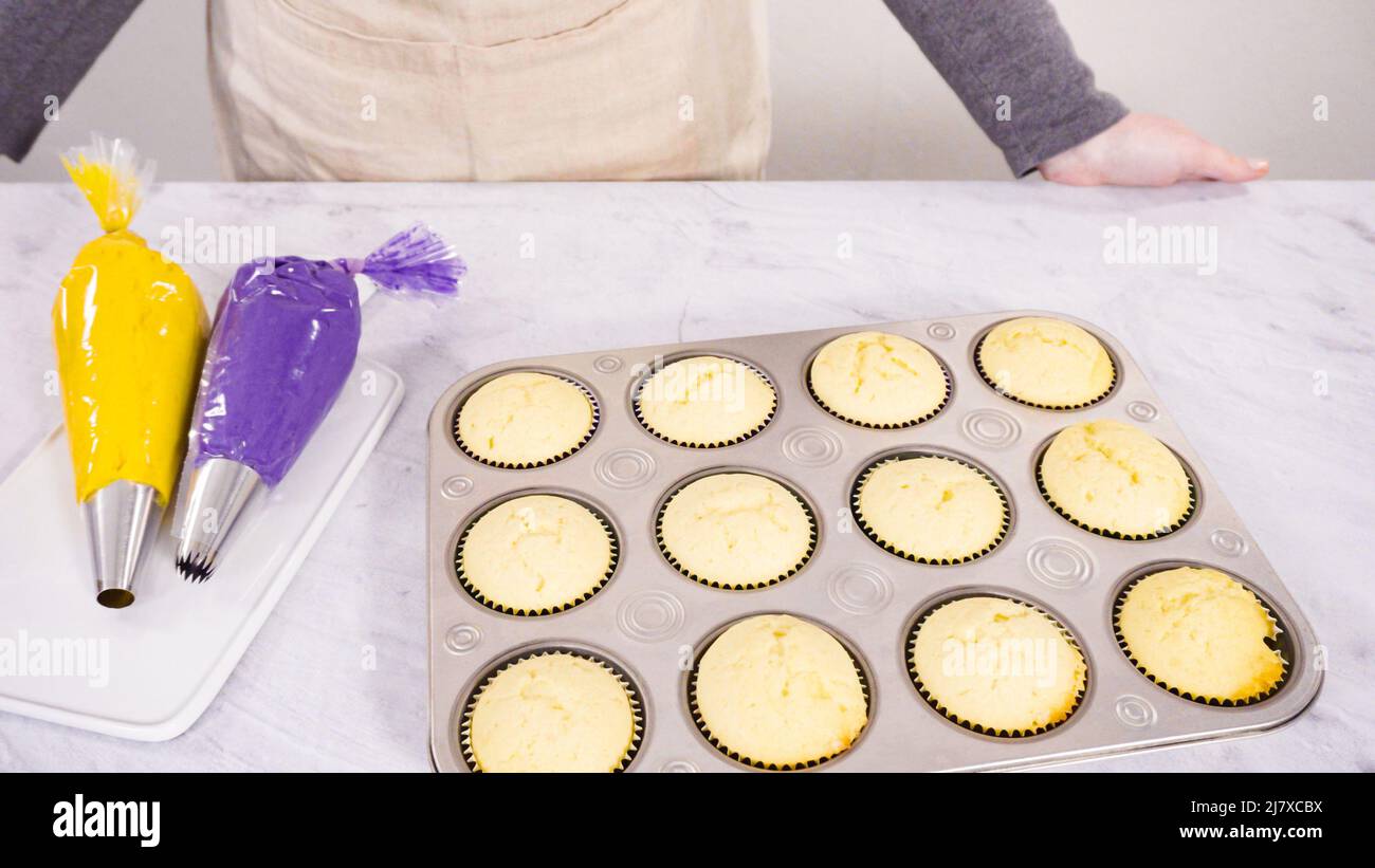 Step by step. Frosting vanilla cupcakes with Italian buttercream icing ...