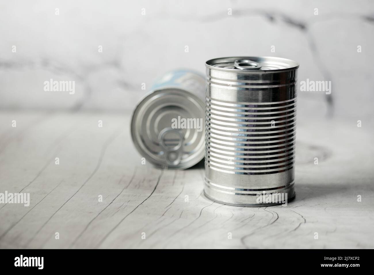 close up of a food can on white background Stock Photo - Alamy