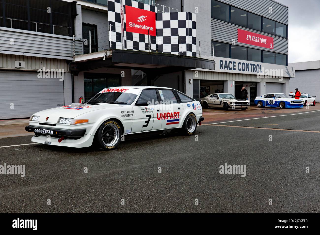 Rover sd1 engine hi-res stock photography and images - Alamy