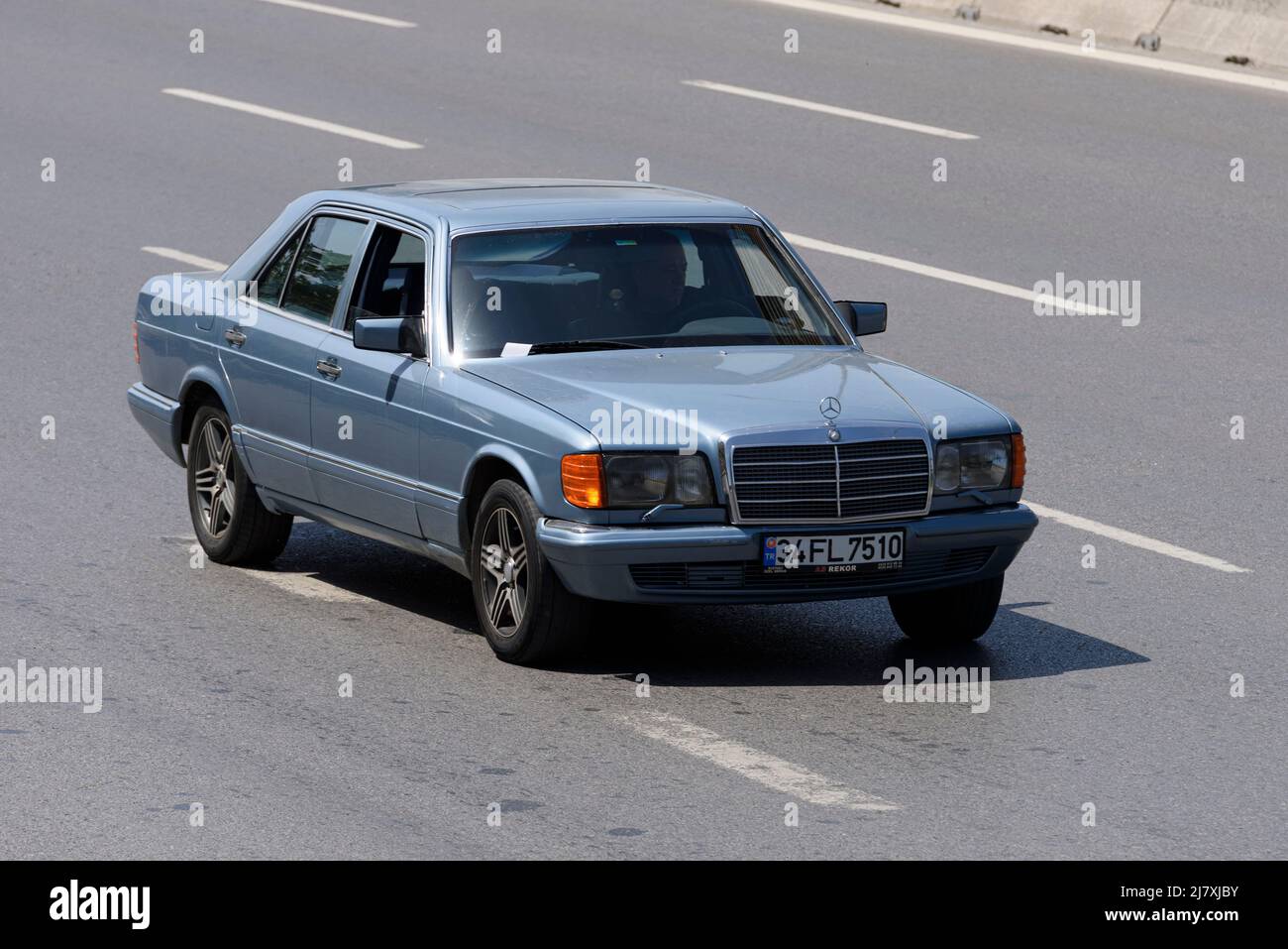 Mercedes 190e 23 hi-res stock photography and images - Alamy