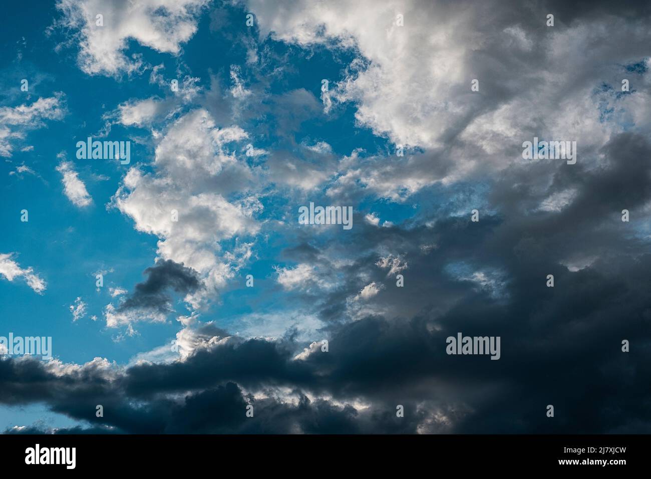 Blue nature background hi-res stock photography and images - Alamy