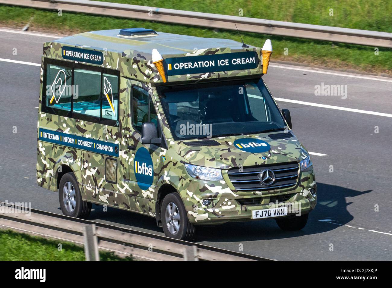 Mercedes benx hi-res stock photography and images - Alamy