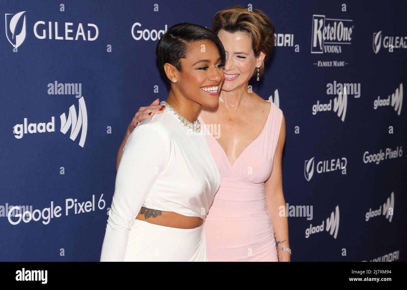 06 May 2022 - New York, NY - Ariana DeBose and Sue Makkoo. 33rd Annual ...