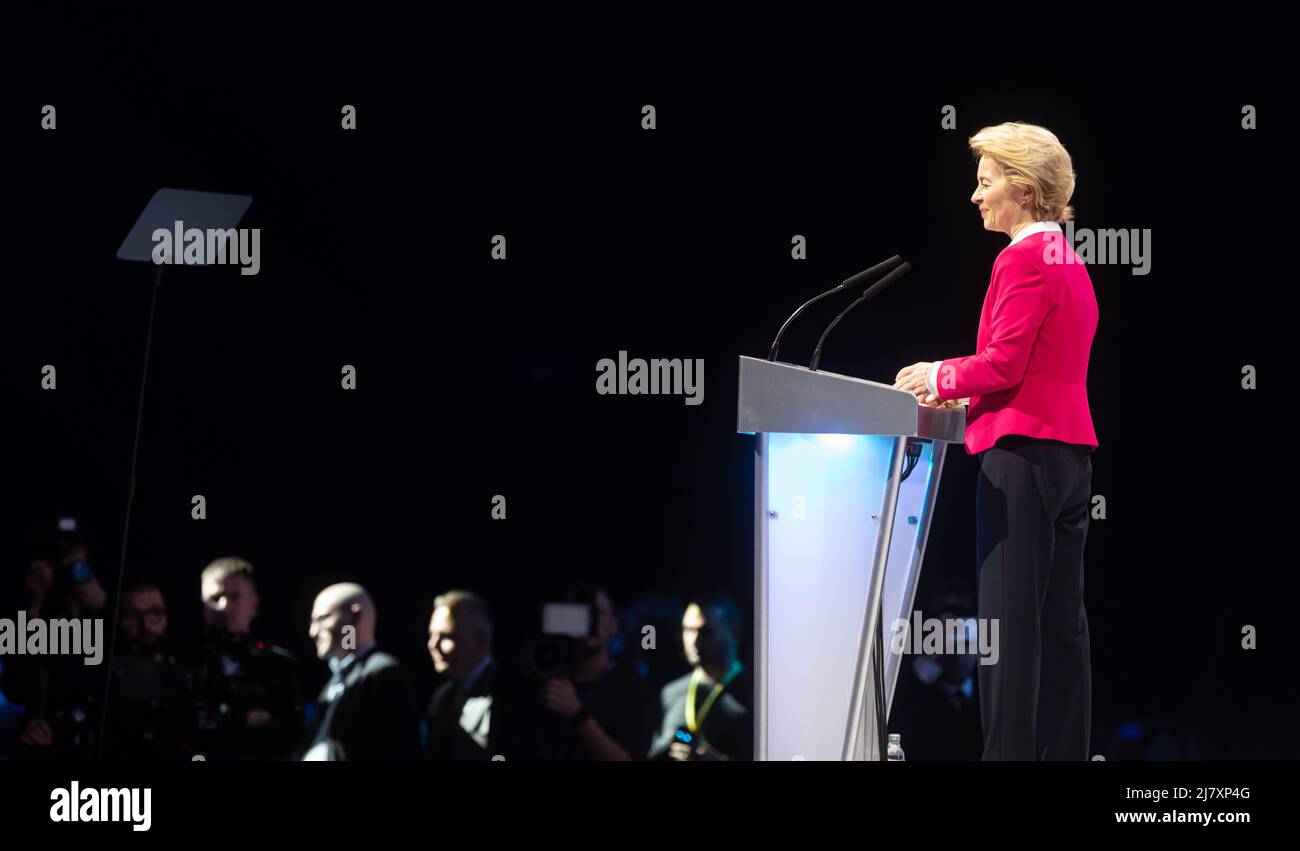 Ursula von der Leyen as the first female President of the European ...