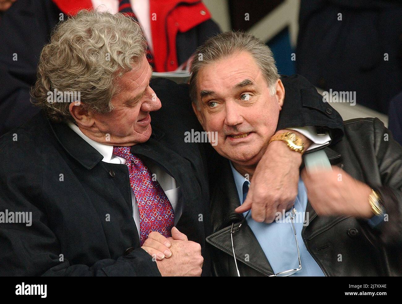 portsmouth v charlton PORTSMOUTH CHAIRMAN MILAN MANDARIC AND GEORGE ...