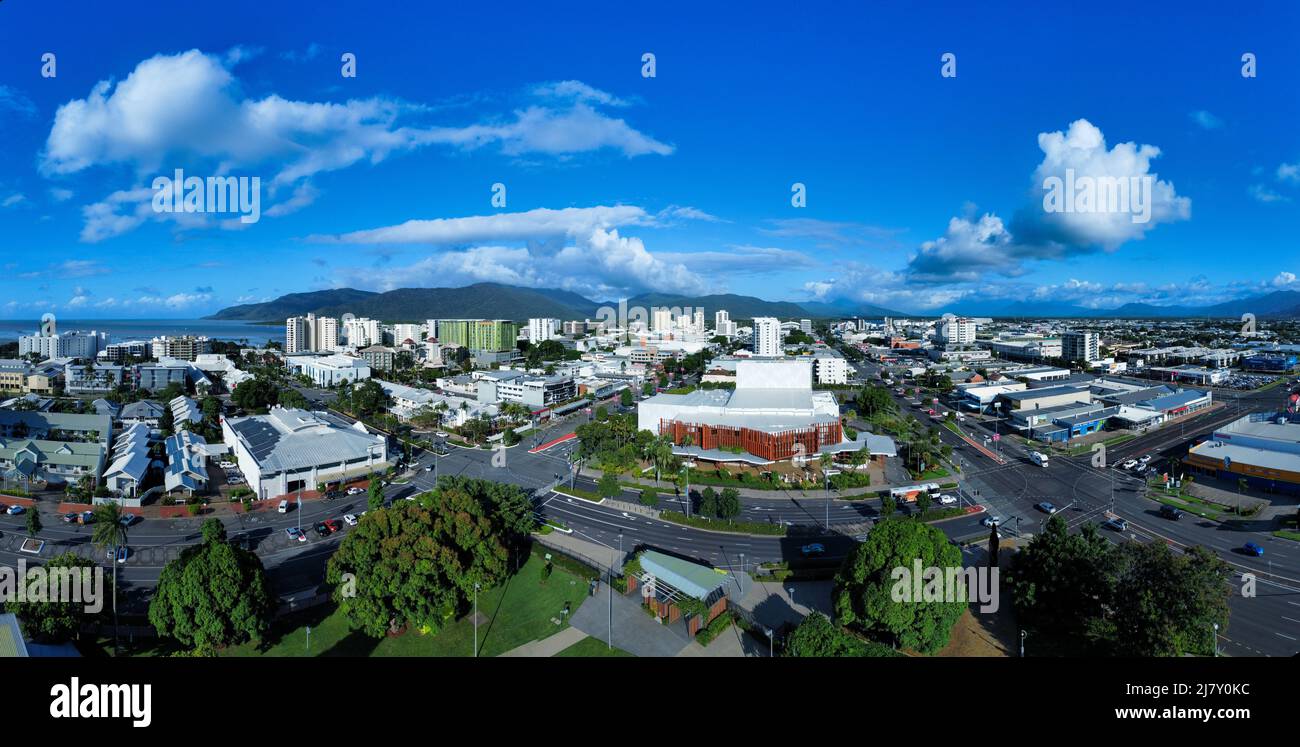 Aerial panorama of Cairns City Stock Photo - Alamy