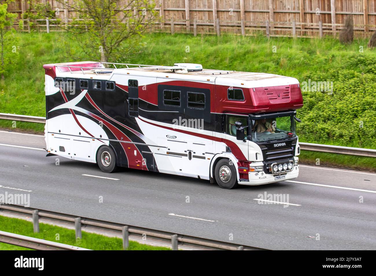 18 Ton Scania Professional Empire Transport Horsebox. 2006 Red SCANIA ...
