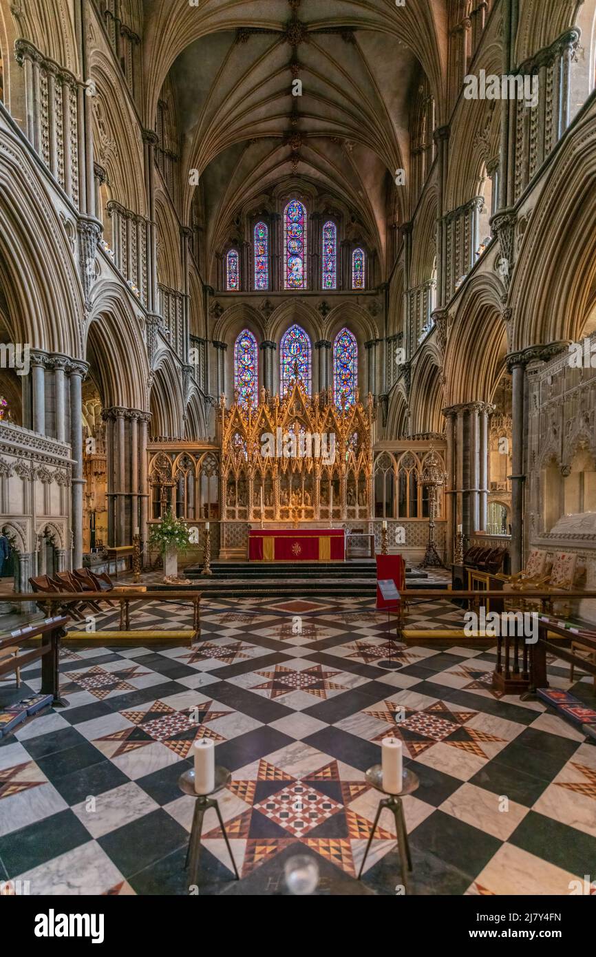 Purbeck marble pillars hi-res stock photography and images - Alamy
