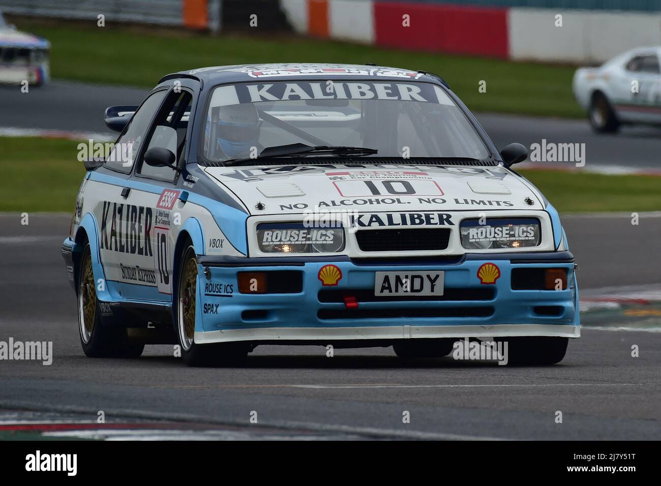 Julian Thomas, Ford Sierra RS500, A one hour race with the option of a ...