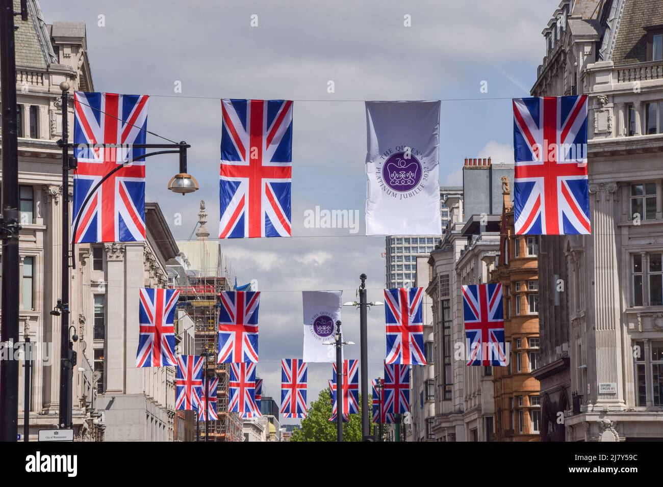 Platinum jubilee celebration hi-res stock photography and images - Alamy