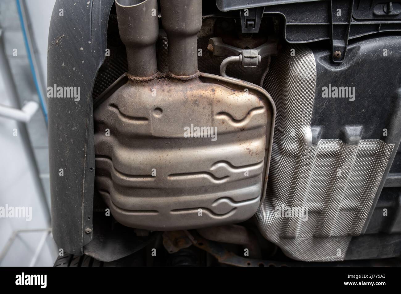 Dpf filter hi-res stock photography and images - Alamy